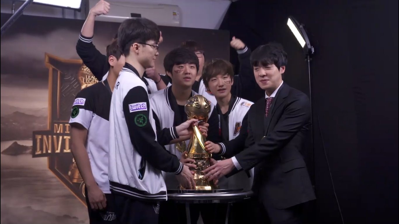 HLE Peanut “nịnh khéo” T1 Faker trước màn tranh vé vớt MSI cuối tuần này tại Vòng Chung kết LCK ...